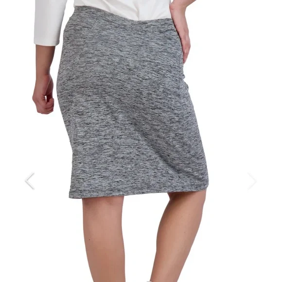 Snoga | Skirts | Snoga Fit Space Dye Sport Skort | Poshmark